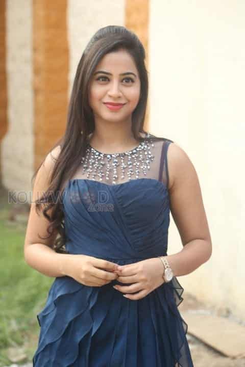 Swathi Deekshith Photoshoot Stills 20 (317024) | Kollywood Zone