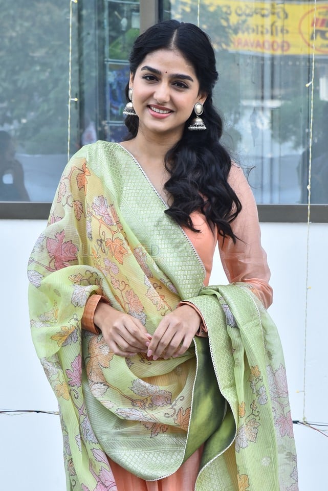 Heroine Anaswara Rajan At Champion Movie Press Meet Pictures 01 (370078 ...