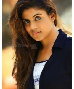 Coffee Actress Iniya Hot Photoshoot Stills 03 (41110) | Kollywood Zone