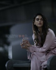 Stunning Aditi Rao Hydari Hot Photos 02 (9616) | Kollywood Zone